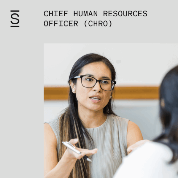 What is a Chief Human Resources Manager (CHRO)? Meaning | Simpplr