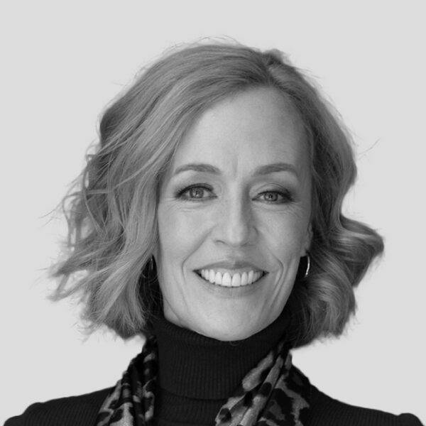 Transform Digital Workspaces with a Custom Intranet | Simpplr