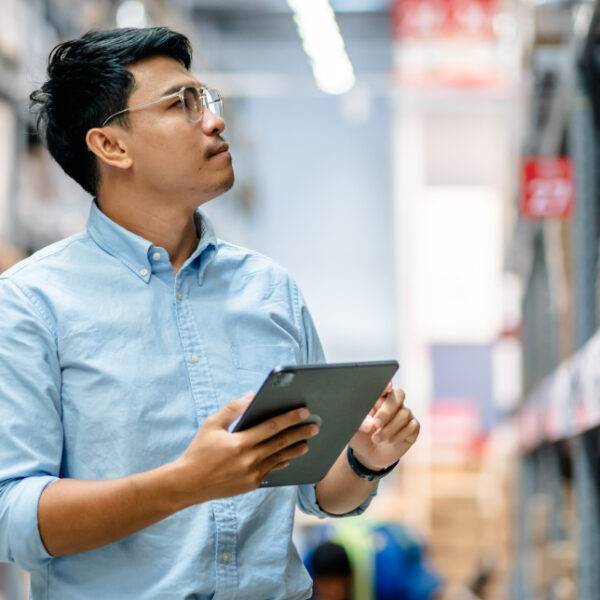 Uber Freight delivers 95% intranet adoption | Simpplr Case Study