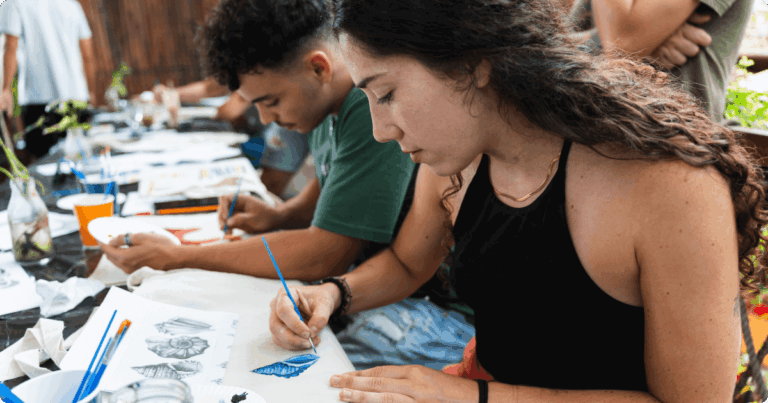 Employee Profiles: A Guide to Creating Connections | Simpplr